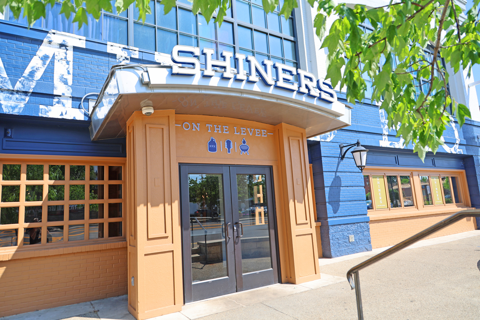 Shiners on the Levee - Cincinnati