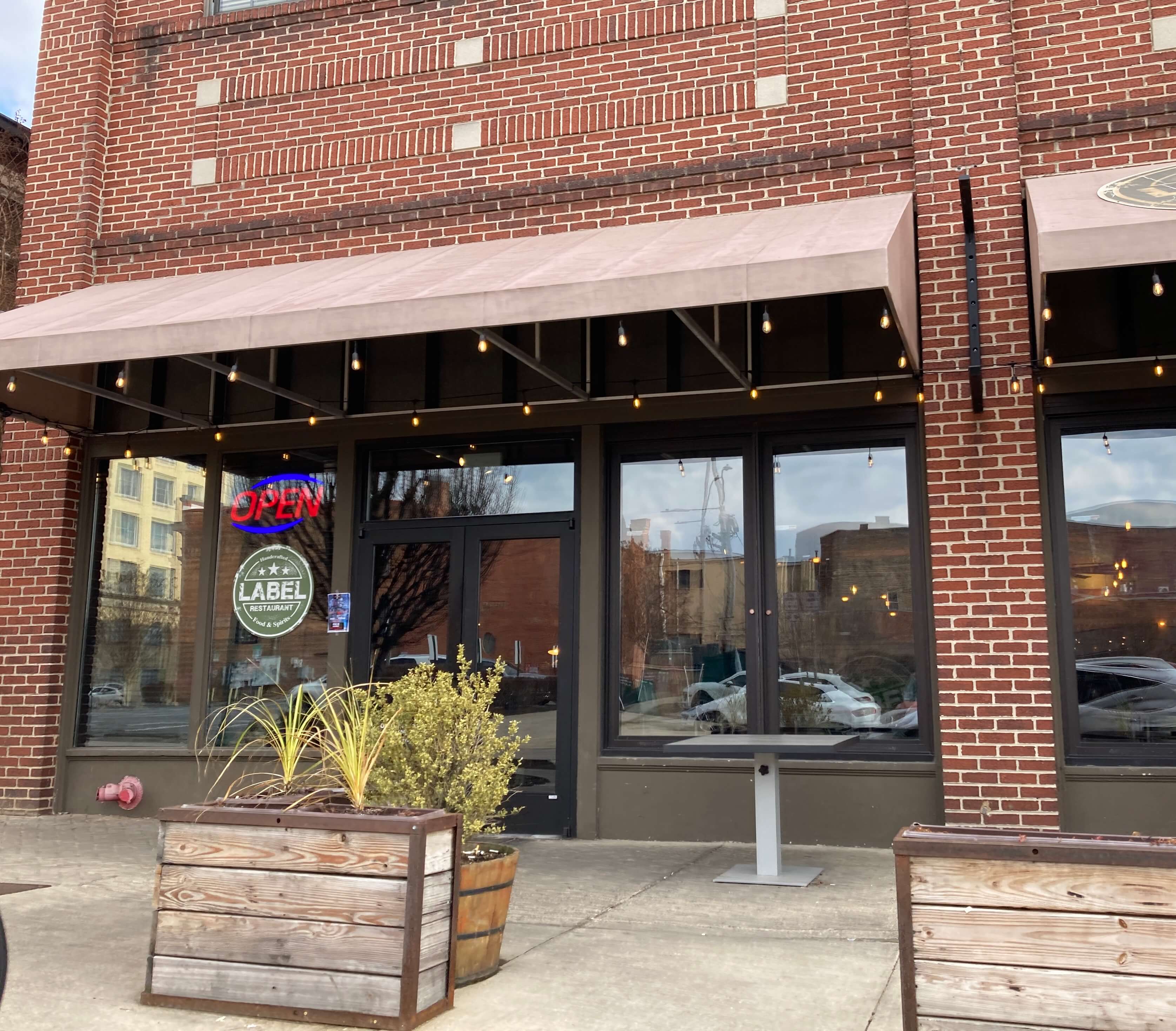 Label Restaurant - Awesome Restaurants & Food Trucks - Johnson City, TN