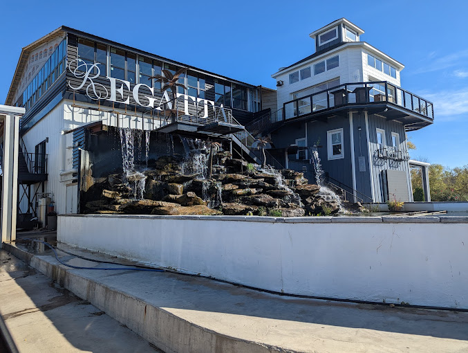 The Regatta Restaurant - Restaurants - Grove, OK